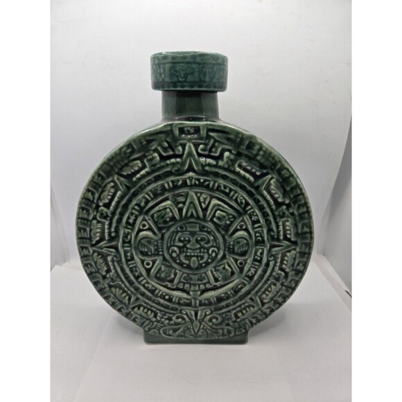 Unbranded | Dining | Vintagemayan Aztec Calendar Green Decanter Alcohol ...